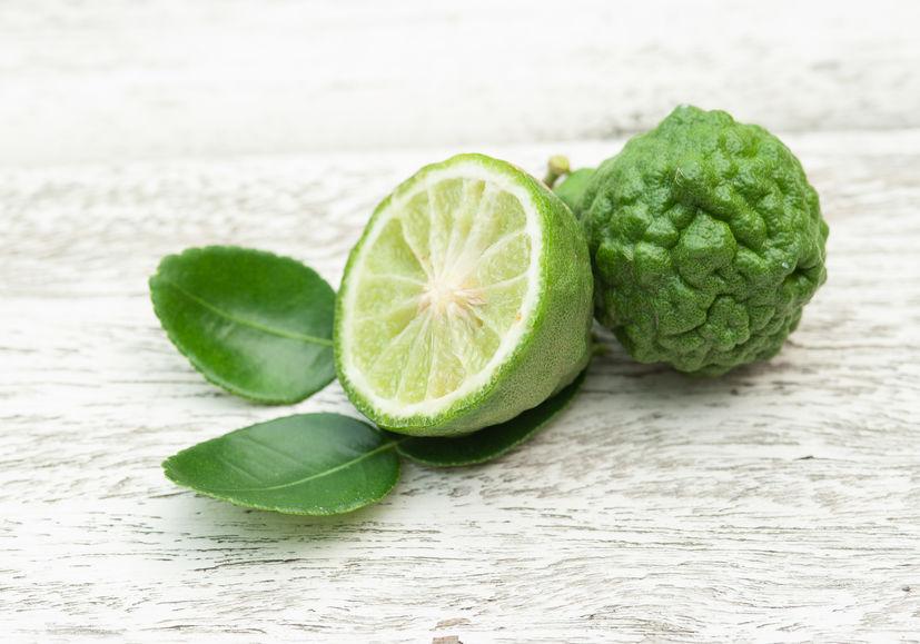 Combava : découvrez tous les secrets de ce fruit inattendu - Alex&Alex